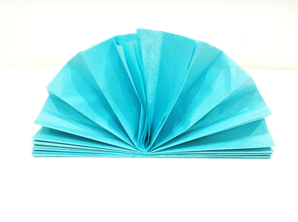 DIY: Tissue Paper Fans – The Party Ville – Party planner Luxembourg ...